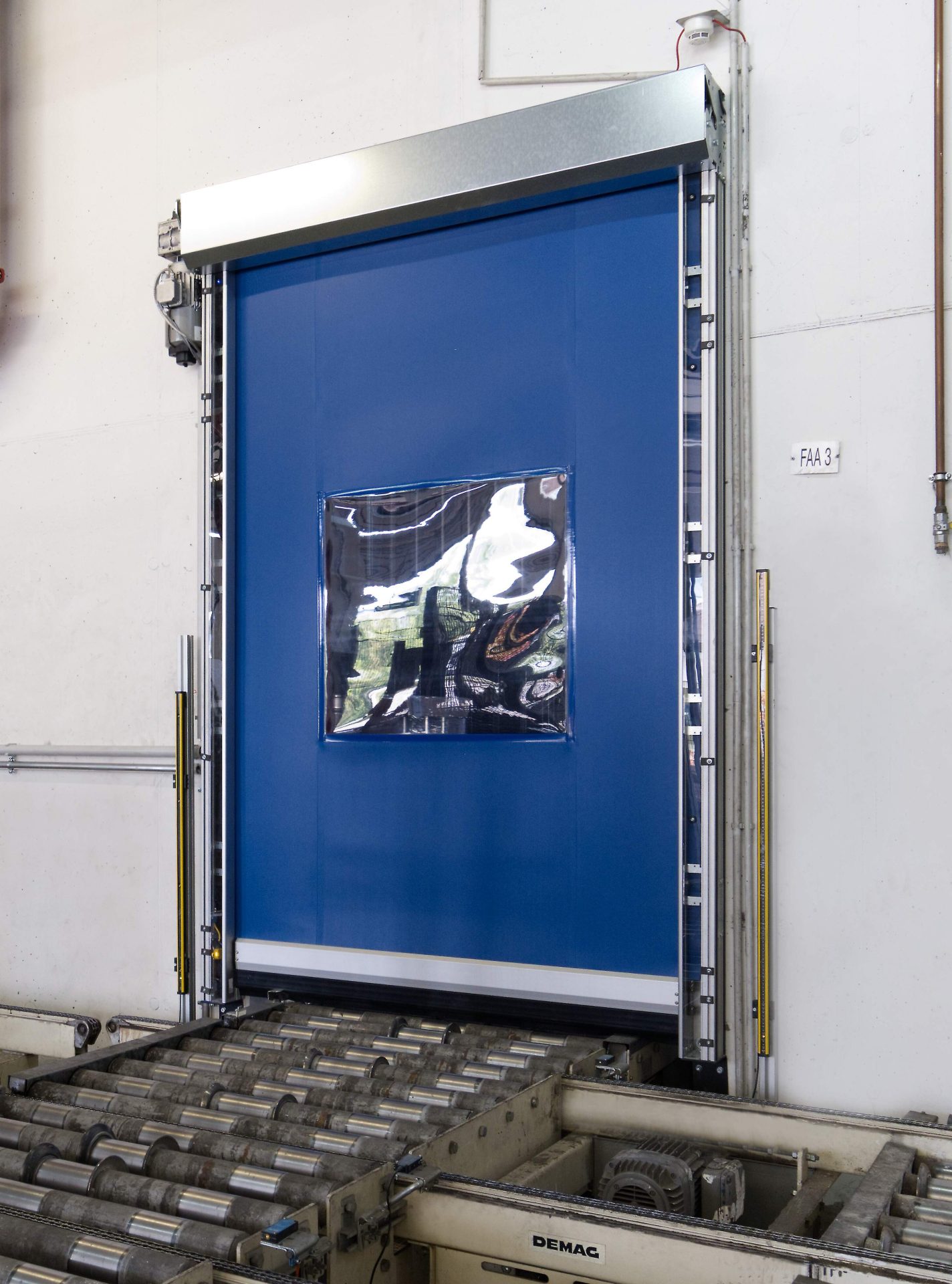 High-speed roll-up door EFA-SRT® MS Performance - EFAFLEX